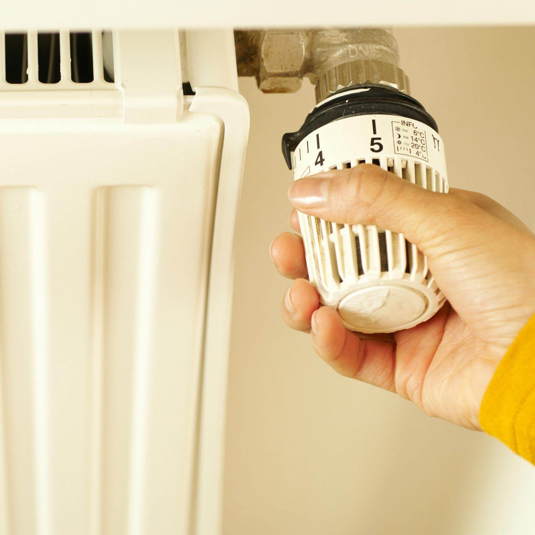 Reducing Energy Costs | Links for Life Sunderland